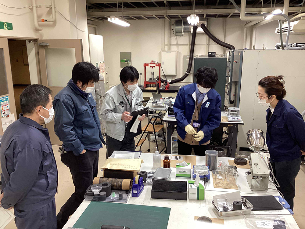 【研修報告】(電子群) 試料作製チーム 「技術継承としてSPS装置のOJTおよび装置操作の動画撮影」の研修 | 新着情報｜東北大学 事業支援 ...